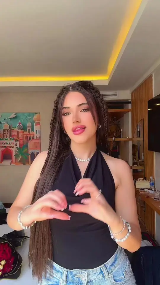 Naya Asad 🎀 (@naya_asad1) - Urlebird