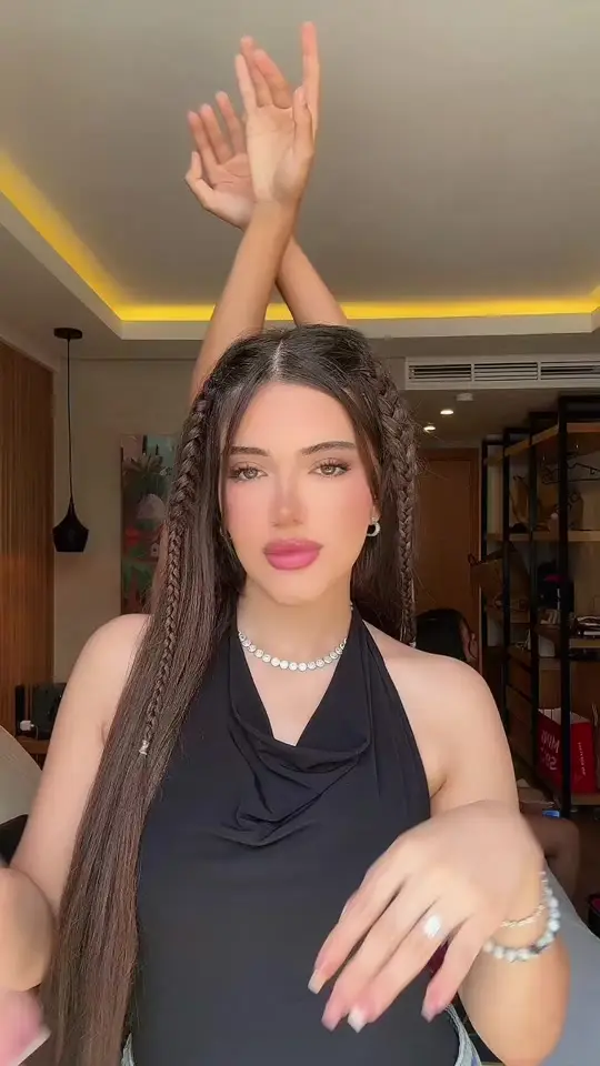 Naya Asad 🎀 (@naya_asad1) - Urlebird