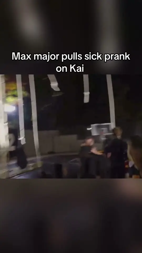 Max major pulls sick prank on kai cenat | Eclipser (@eclipser63)