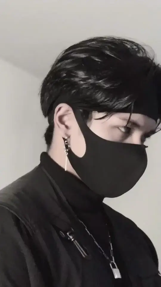 Just going through the safety features | FakeTruck (@fake_trucker)