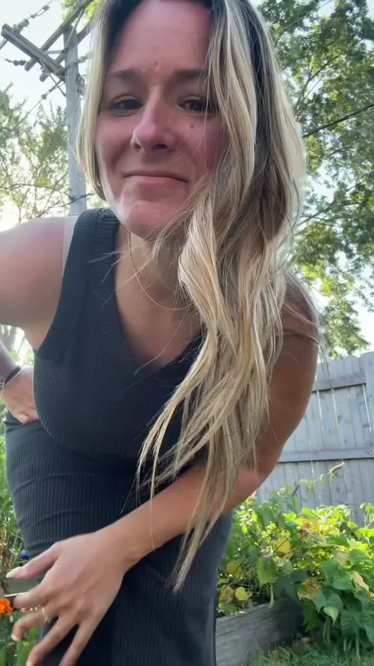 Cheeky Sunday Proposal to Emma Raducanu | Leo Franky ️🇨🇳 ...