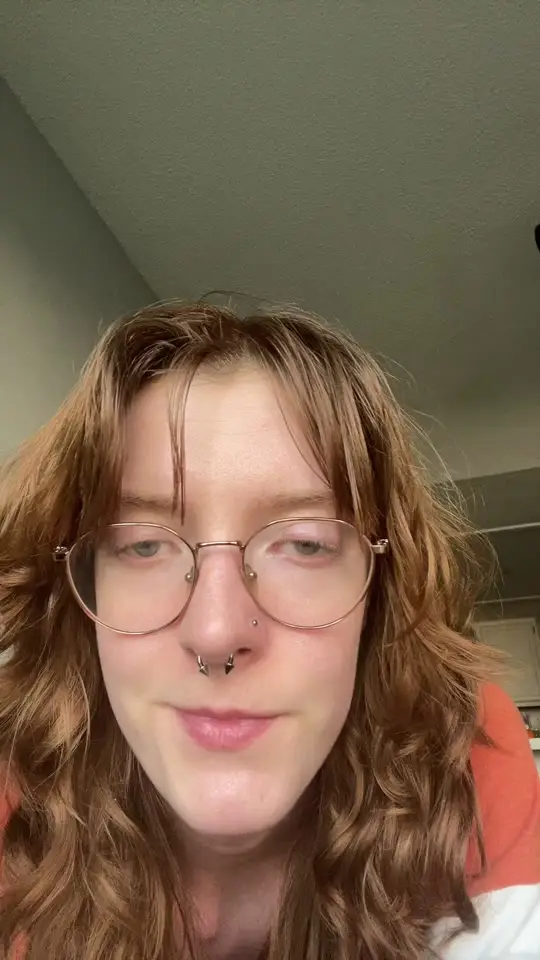 Maci Currin (@maci.currin) - Urlebird