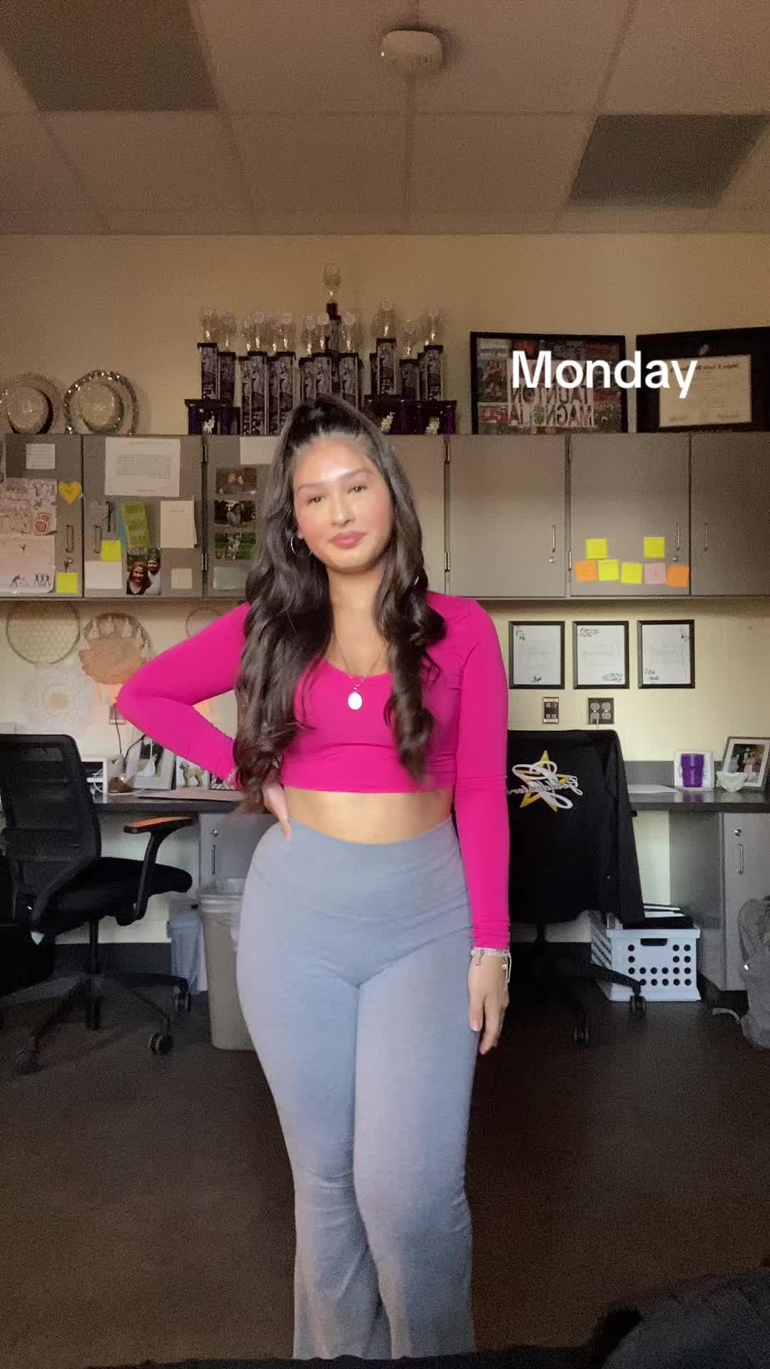 Selenaa (@selenaaaaa.__) - Urlebird