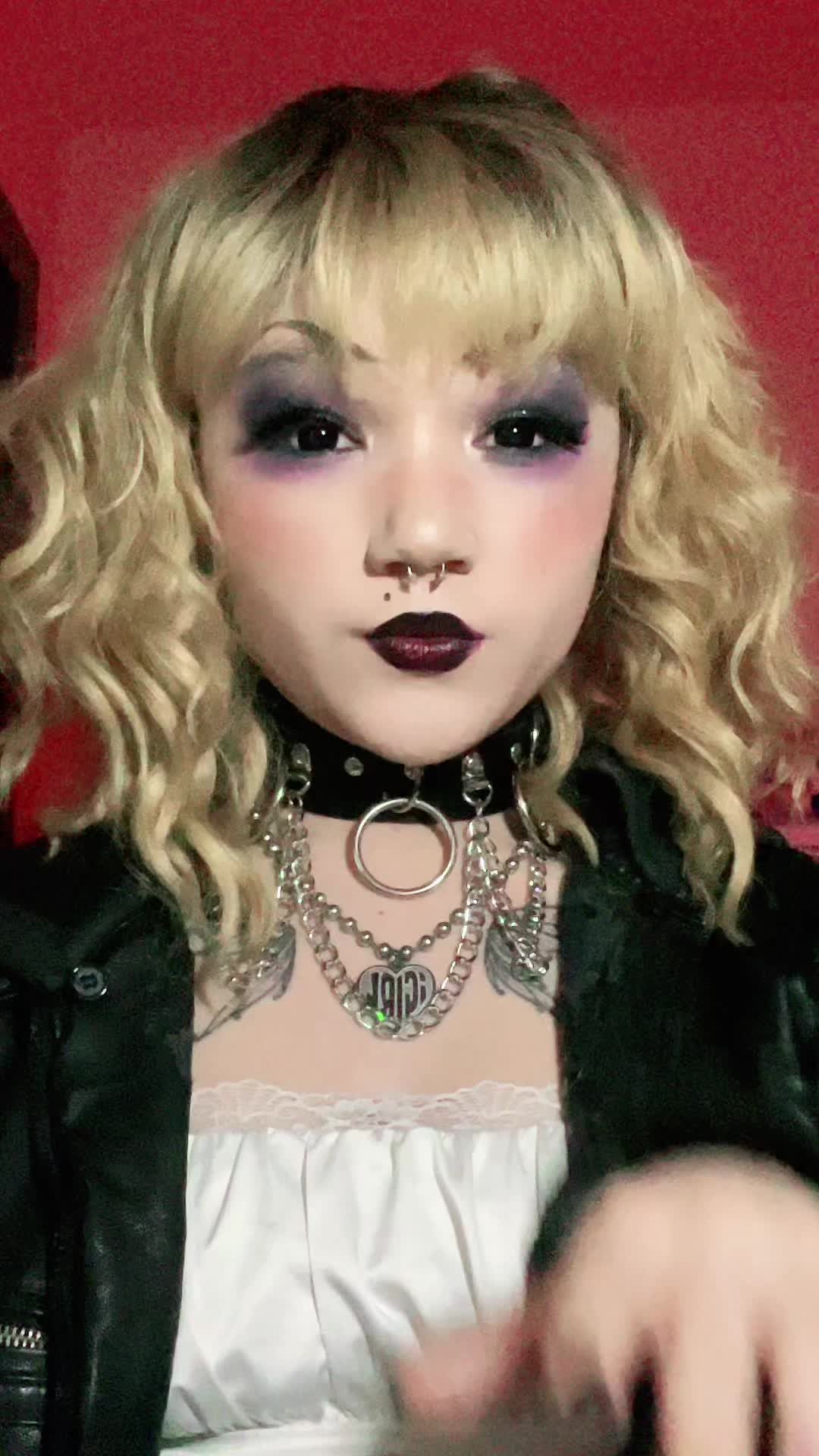 ᵍᵃˡˡʸ (@gallykittyrocks) - Urlebird