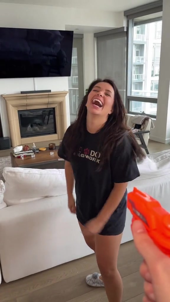 alwayssofia (@sofiasfunlittlesecret) - Urlebird