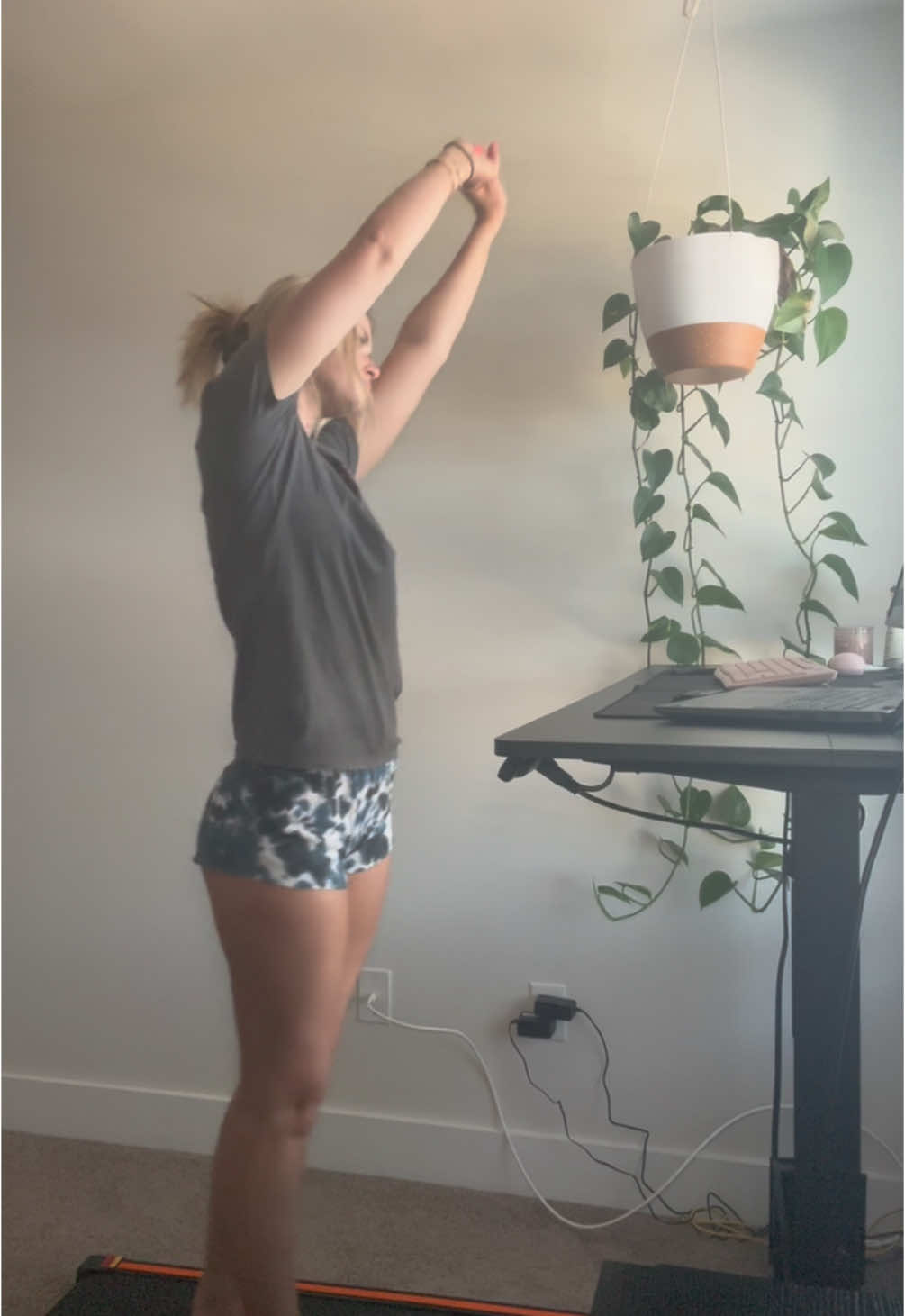 I’m just a girl so my days that I work | Megan (@mmegliving)