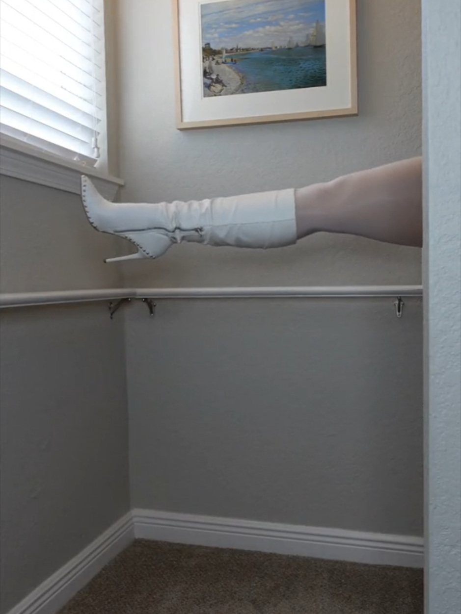 Gusto nyo ng Chix guys? oh ayan single | dm00nlight (@dm00nlight)