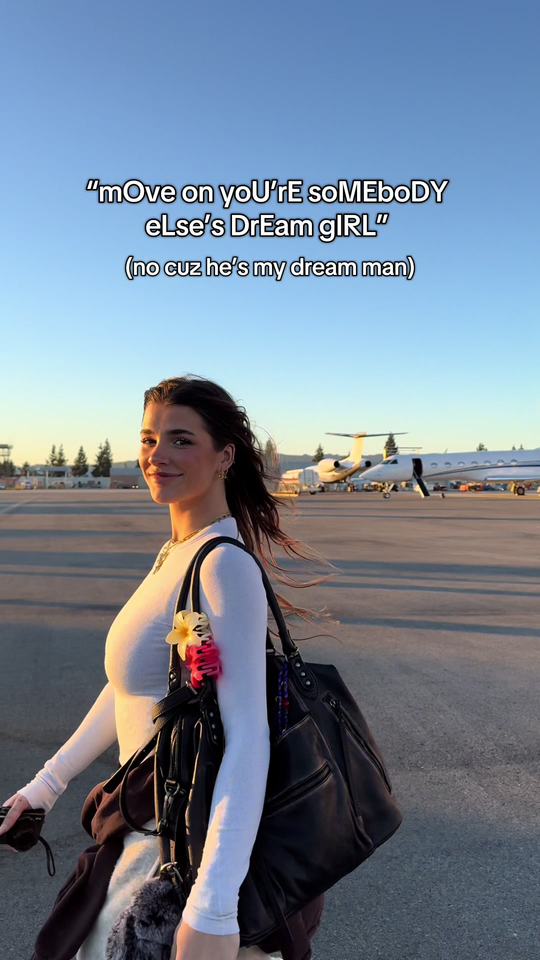 🦄 @realburnttoasthehe - Ari - TikTok