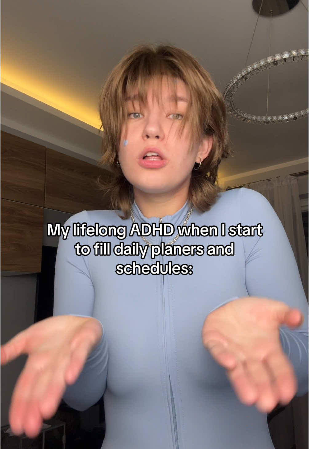 Aleks 🤍 (@onlyalekss) - Urlebird