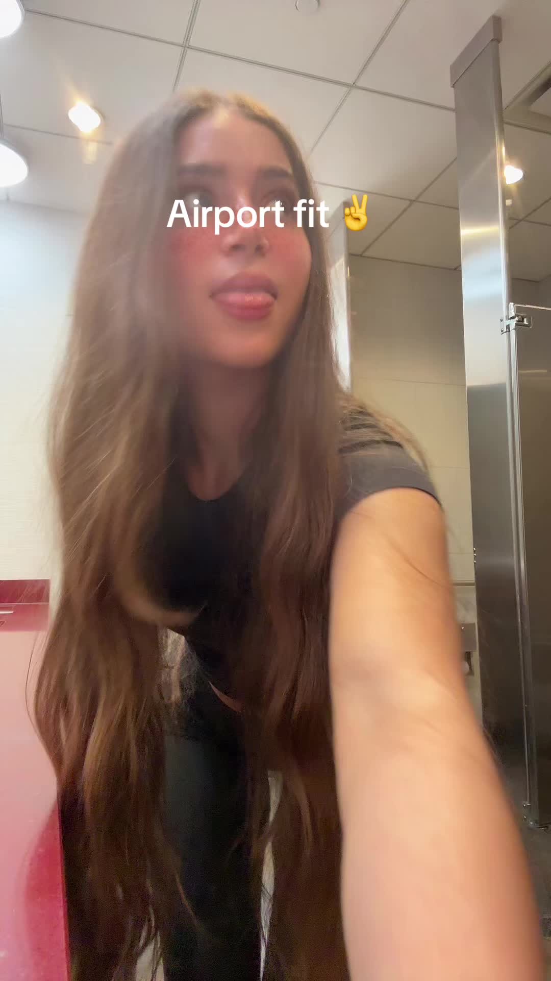 Ty lee (@ema_bb0) - Urlebird