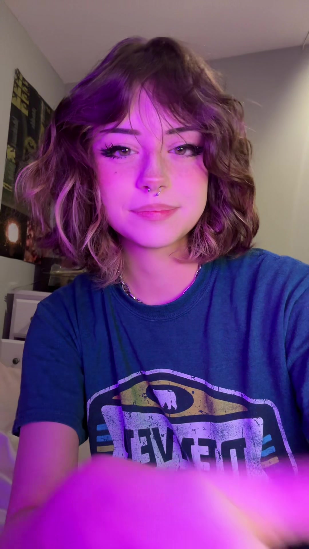 lil post to say hi! im alive just been | hannah owo (@itshannahowo)