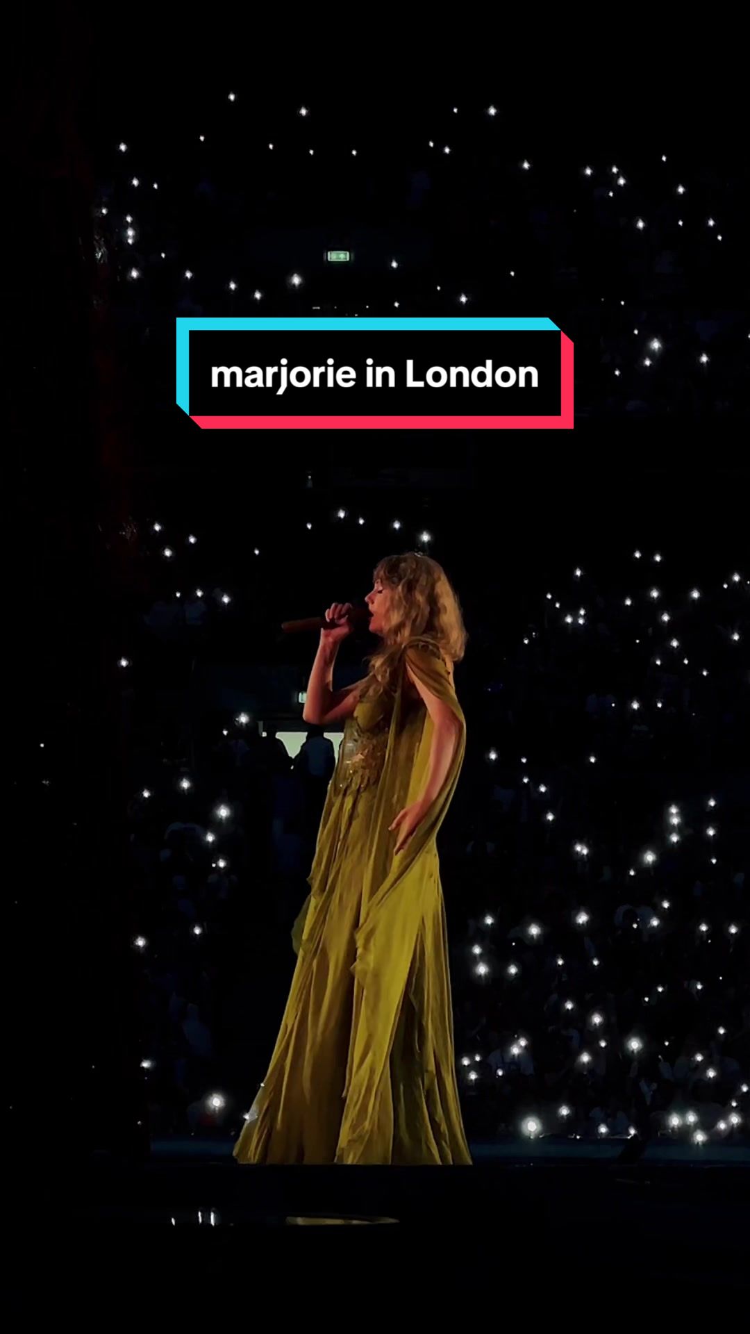 Watching all the lights gradually turn | sofiaeatsnyc (@sofiaeatsnyc)