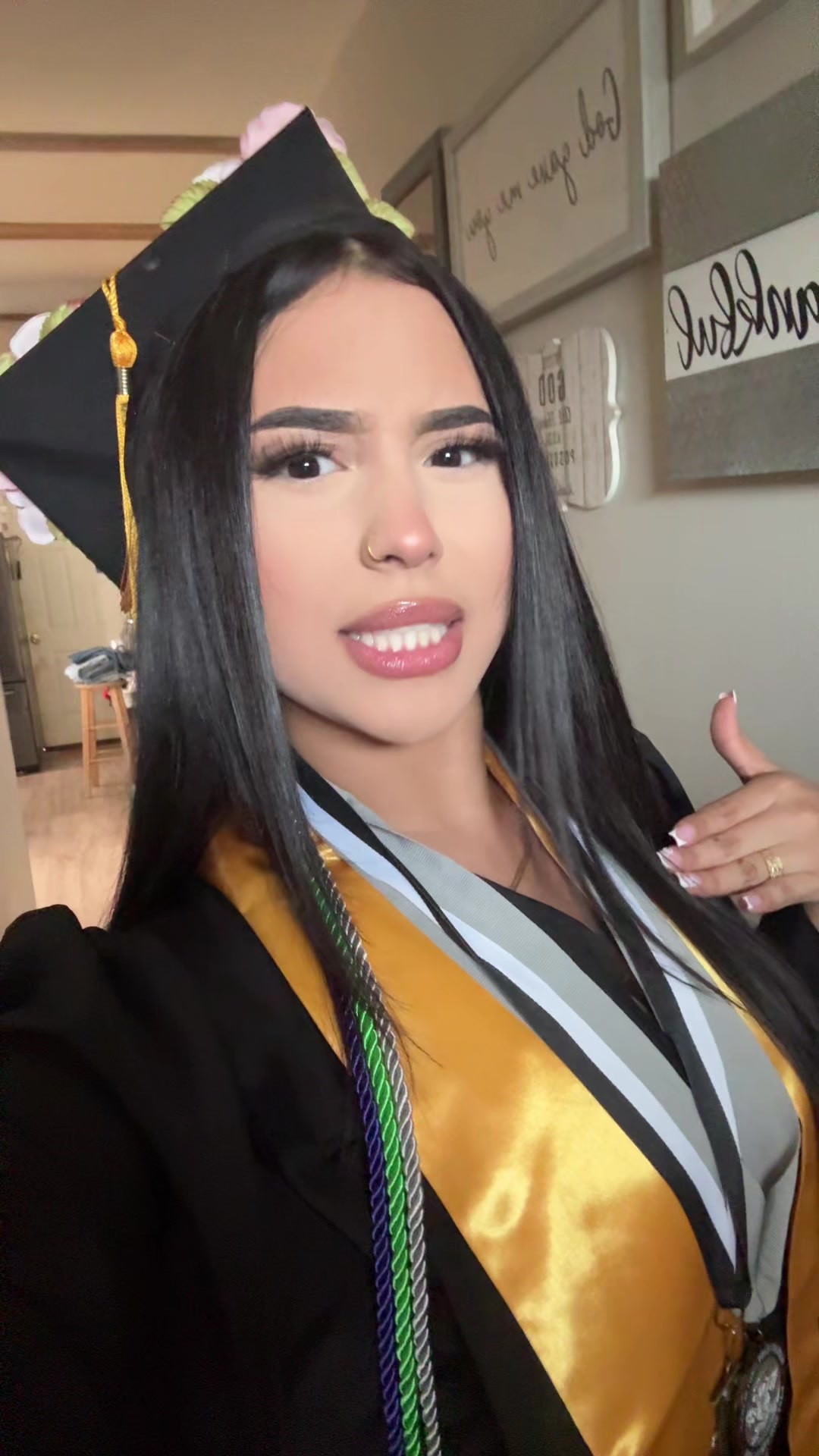 Anahi weluvanahi Urlebird