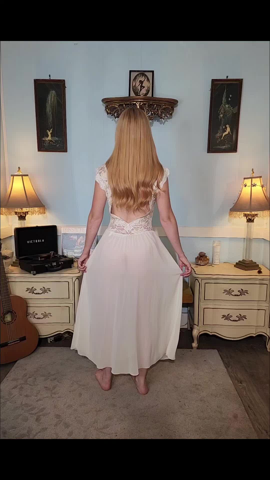 Dainty Rascal (@dainty.rascal.dancer) - Urlebird