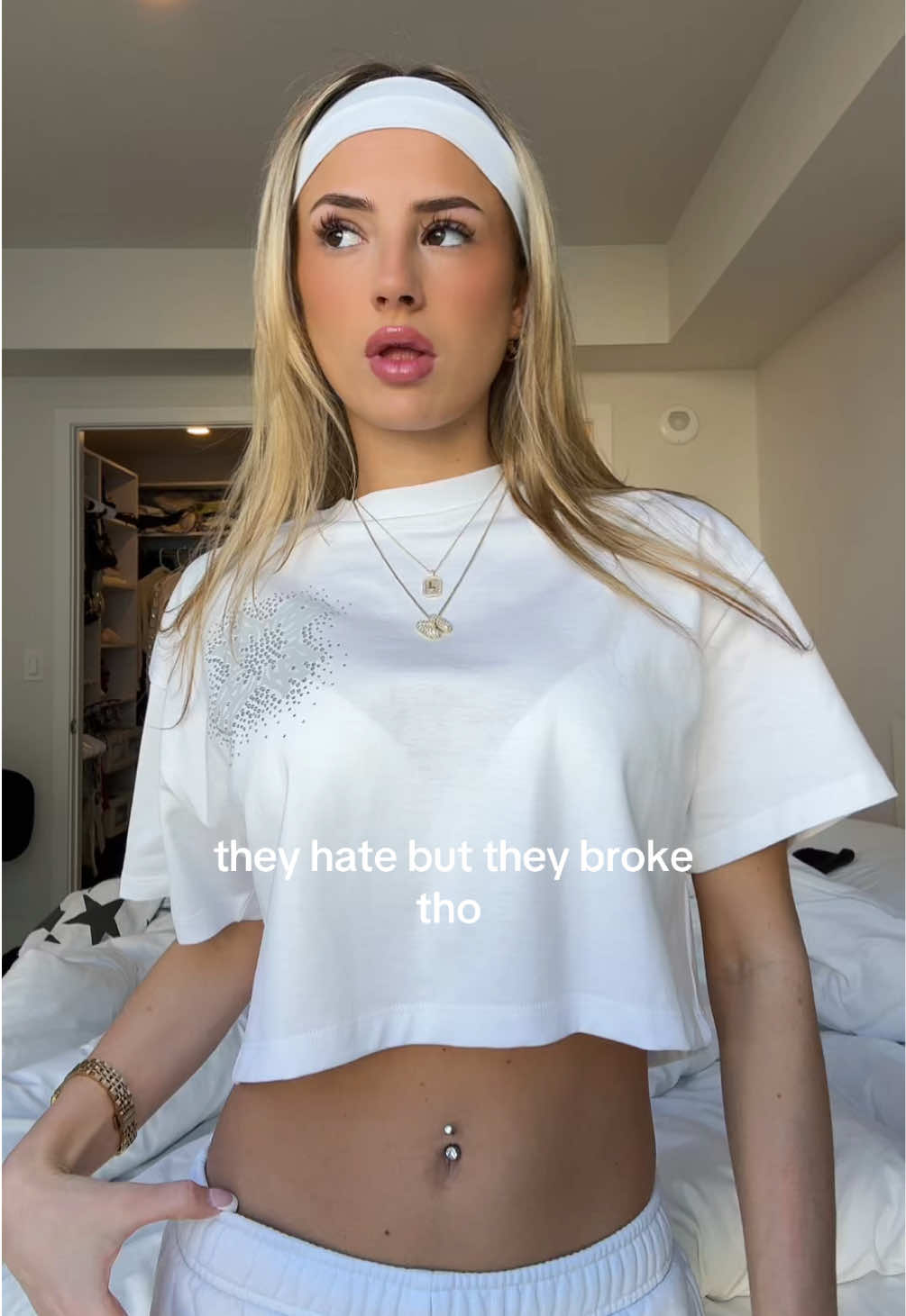 Michelle Scott (@michiscottt) - Urlebird