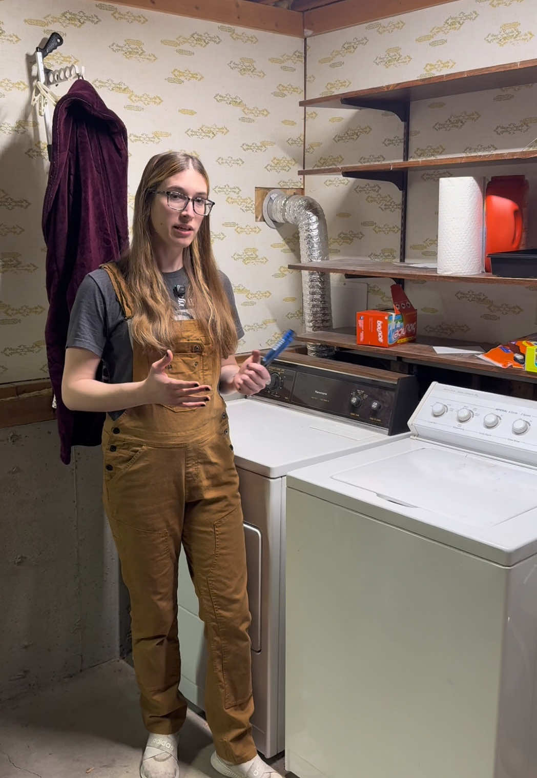 Caylee P (@cayleependerass) - Urlebird