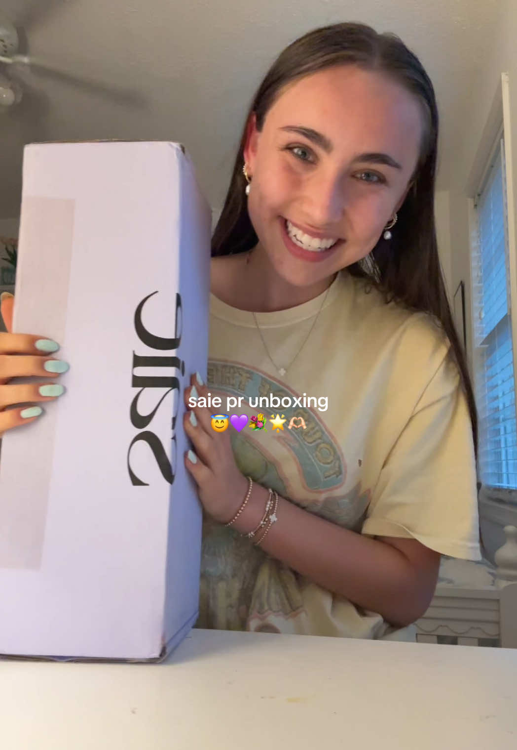 noelle kate (@thenoellekate) - Urlebird