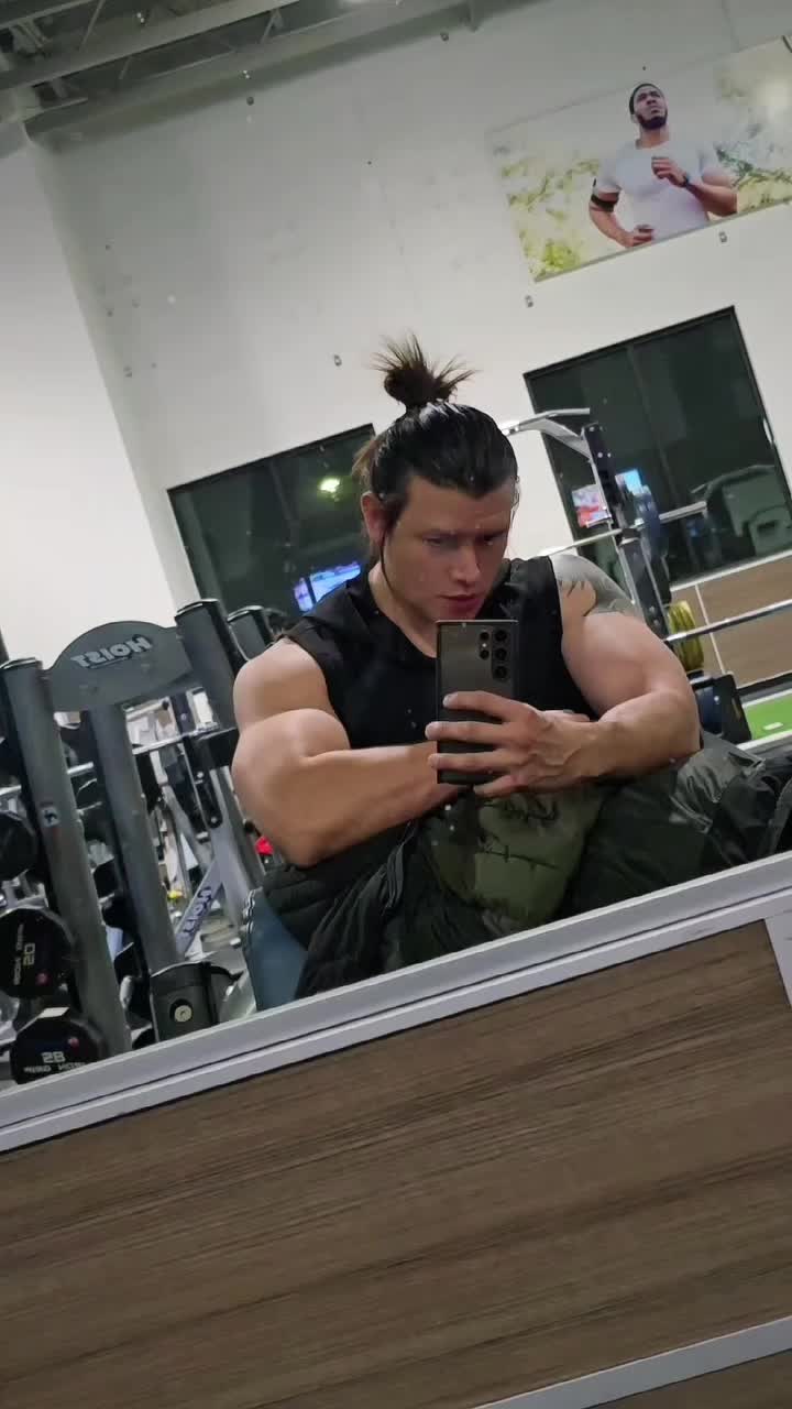 Nykolas Lopez (@nykolas.lopez) - Urlebird