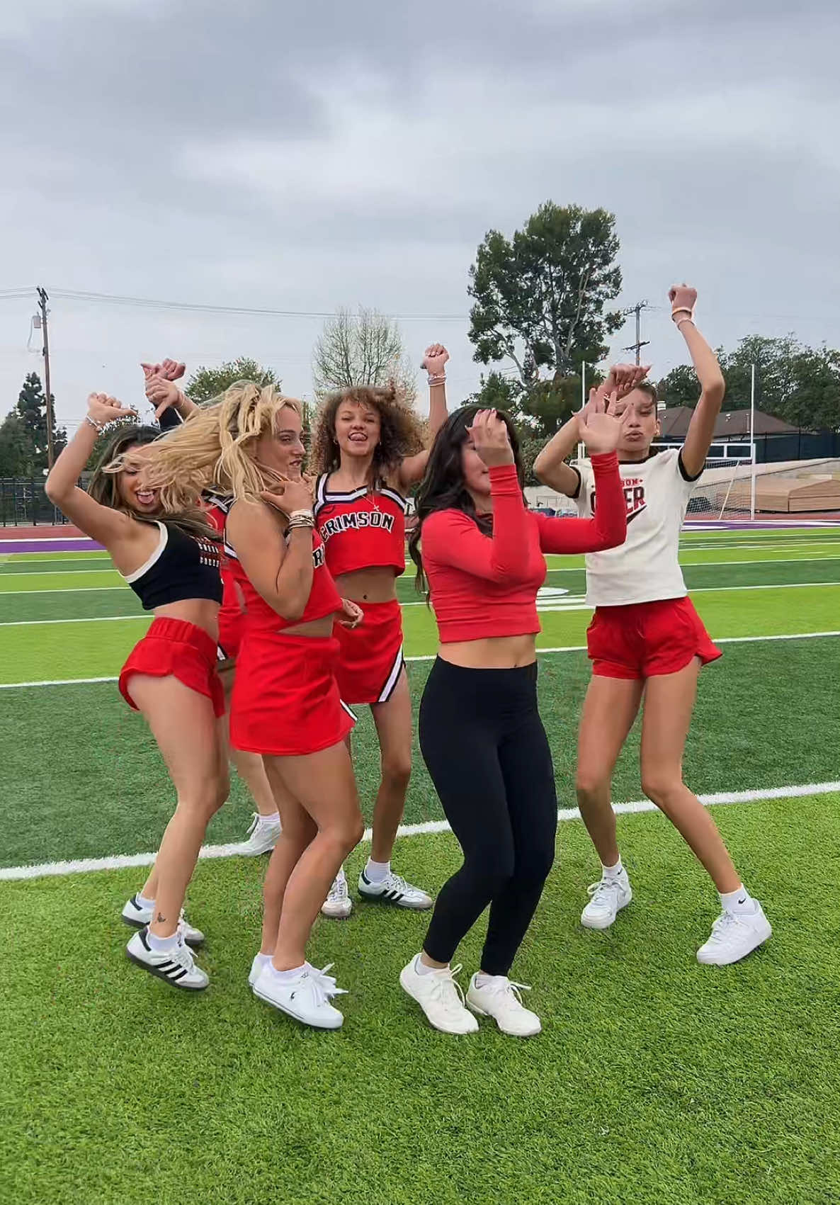 ROCK SQUAD (@rocksquadofficial) - Urlebird