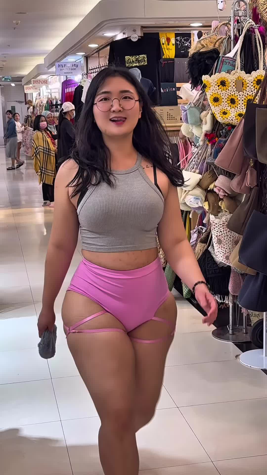 Aroomi Kim 🇰🇷 (@aroomikimmm) - Urlebird