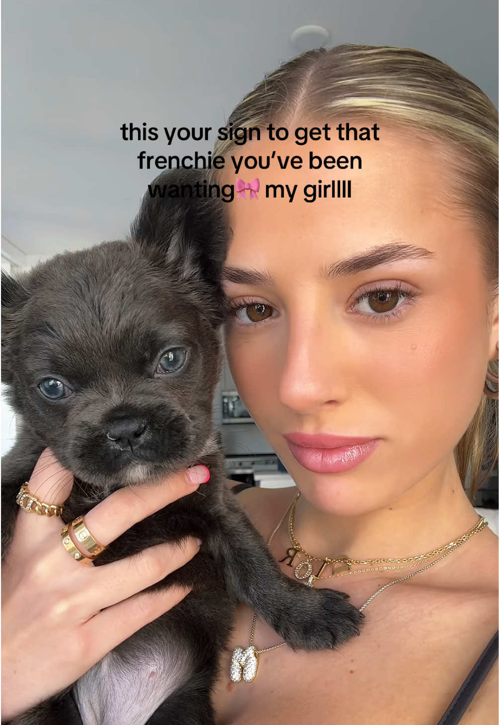 Michelle Scott (@michiscottt) - Urlebird