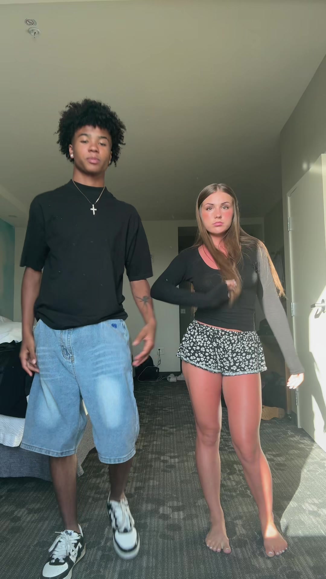 Capri Jones (@c4pr1i) - Urlebird