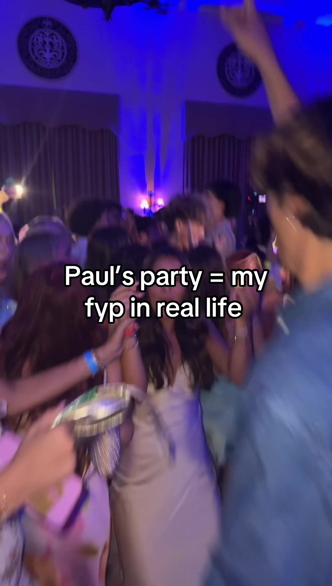 PARDISS (@pardisscarelllo) - Urlebird