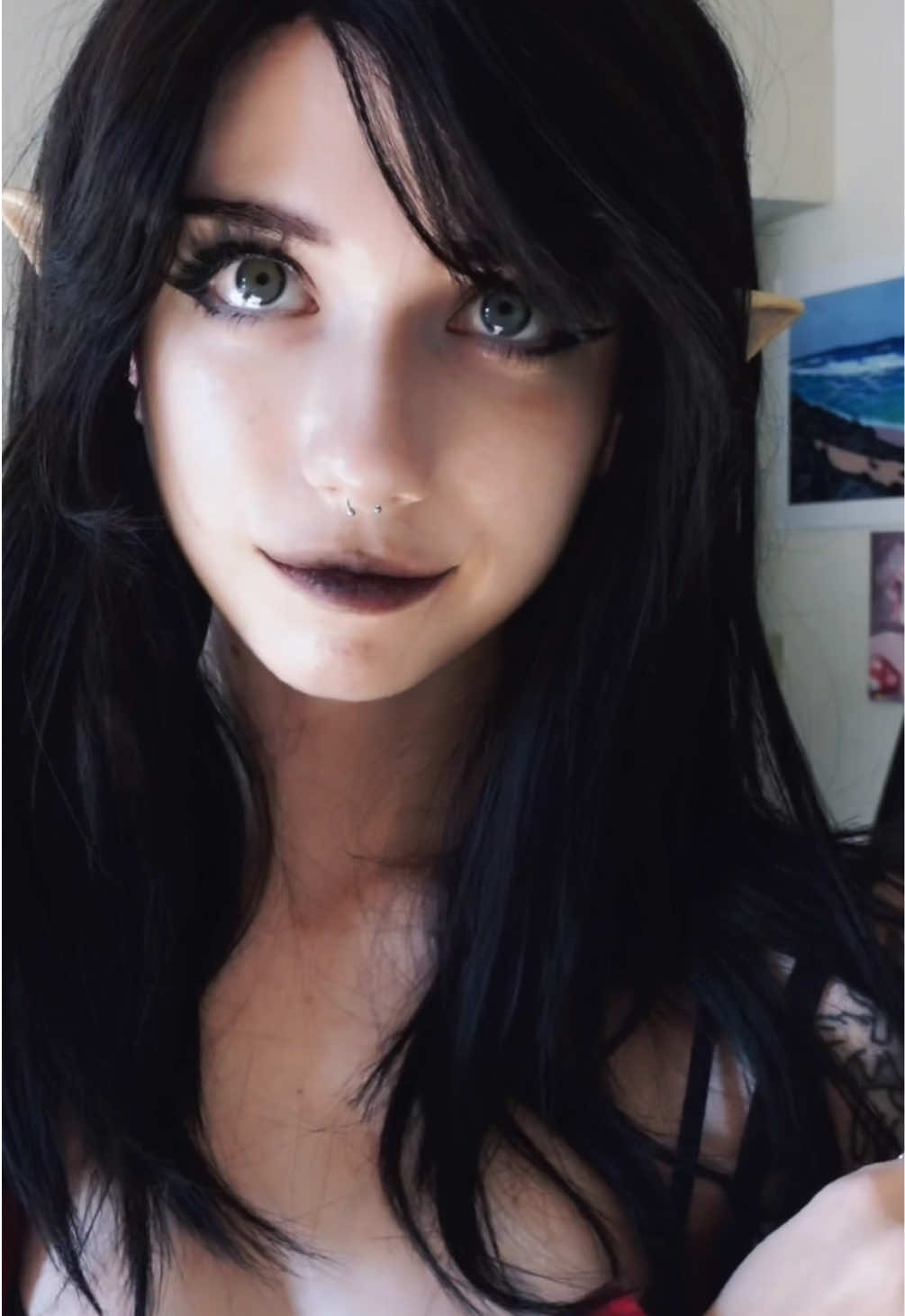 Jade (@iluvmeww) - Urlebird