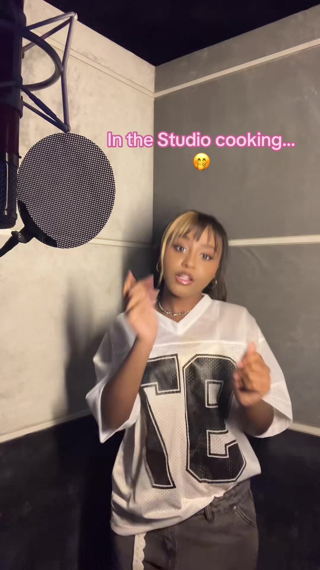 Dana Heath (@miss.dana.heath) - Urlebird