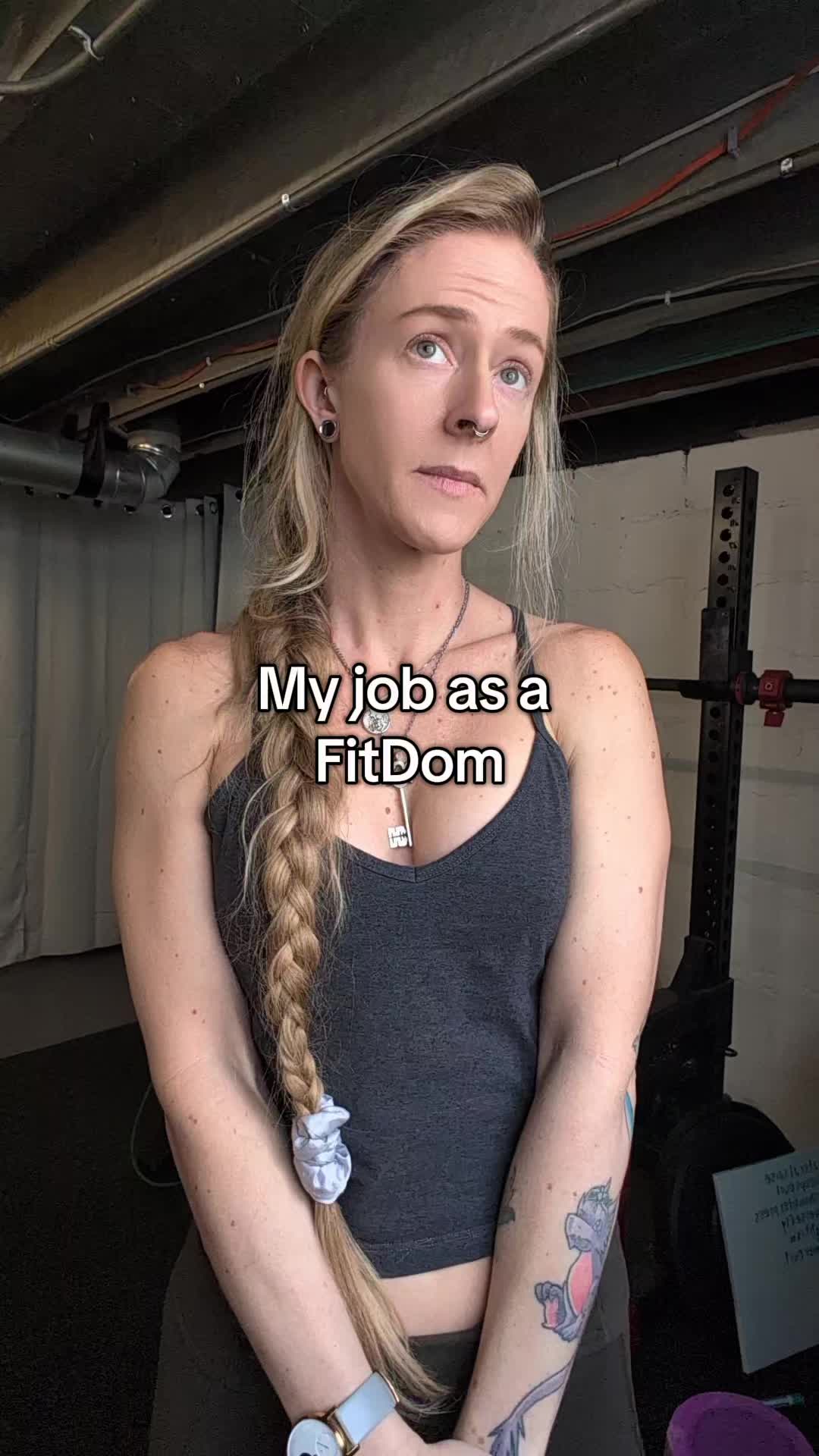 Carmilla_Vess (@carmilla_vess) - Urlebird