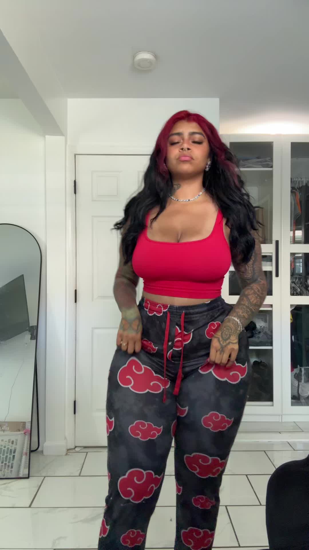 Maryeleeee (@maryelee24) - Urlebird