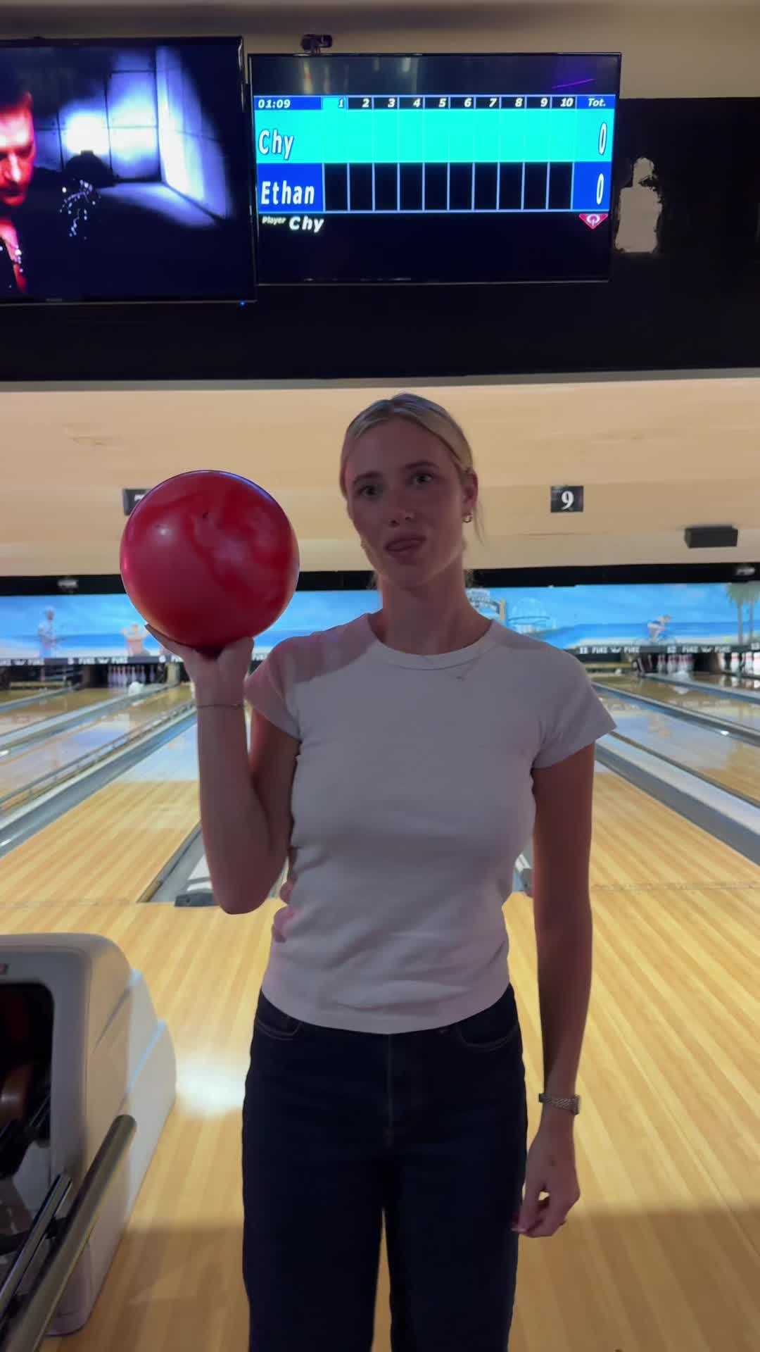 ChyBurd (@officialchyburd) - Urlebird