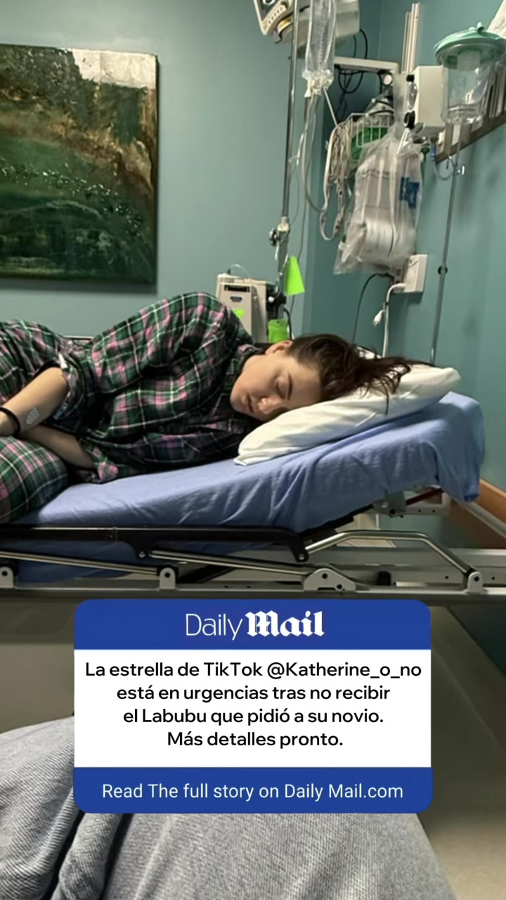 Let's make a super simple folder | the envelope girl (@paperinabox_)