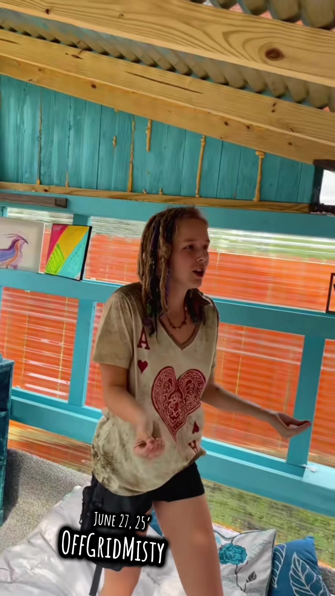 Off Grid Misty (@offgridmisty) - Urlebird