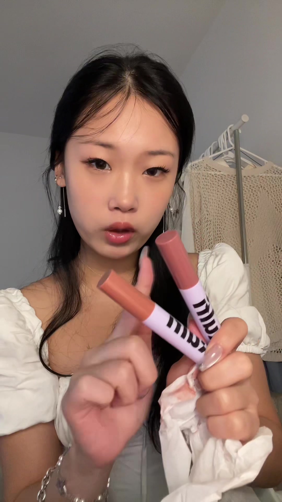 kulfi lassi lip staining lip oil | Via (@via..li)