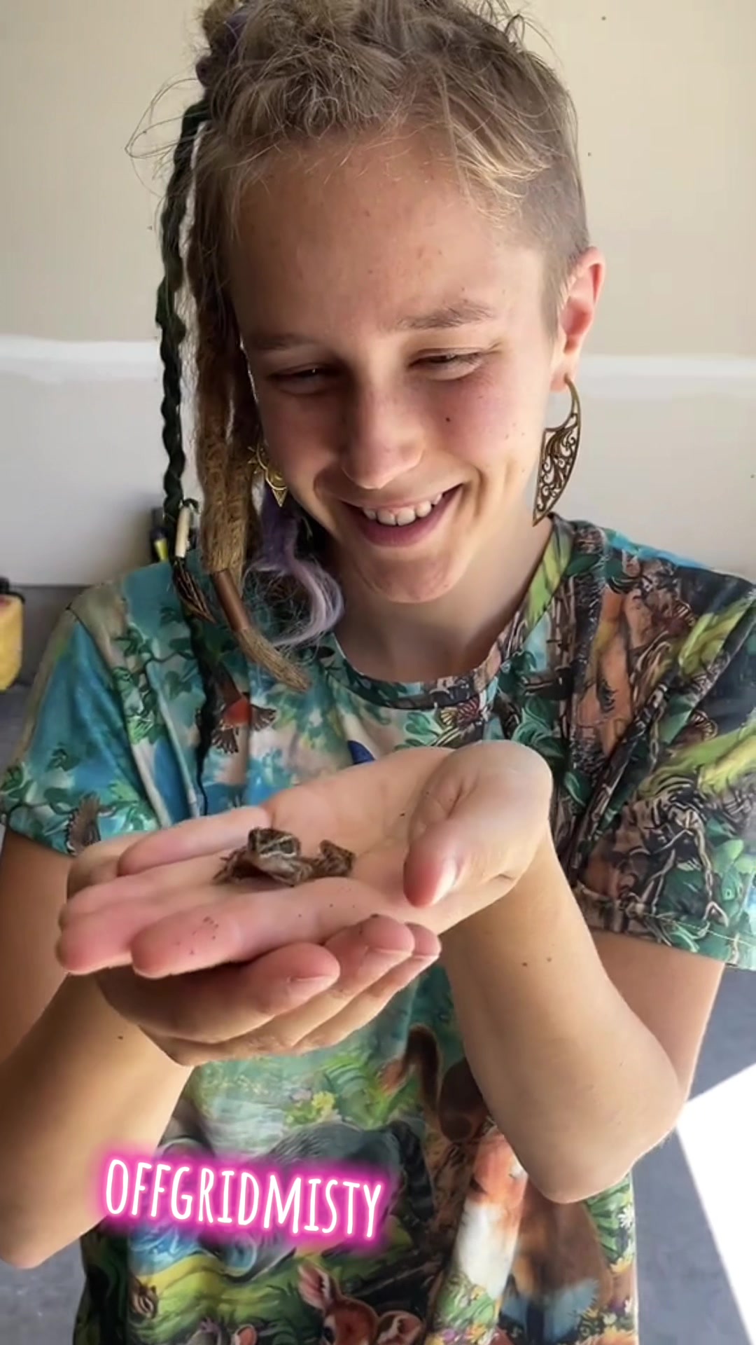 Off Grid Misty (@offgridmisty) - Urlebird