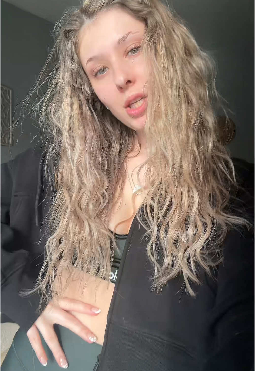 Jess🤍 (@jessgeng) - Urlebird