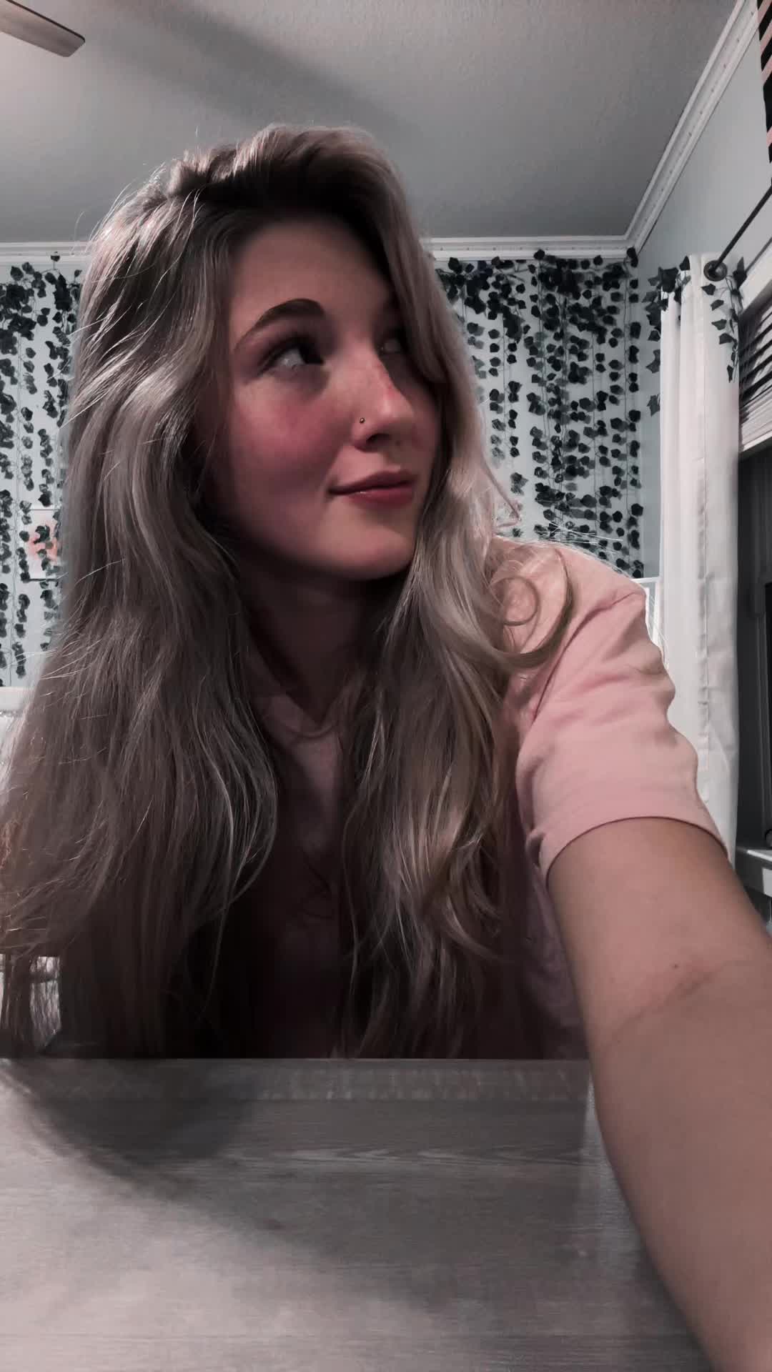 🦄 @its_thatonetallgirl - Hailey - TikTok
