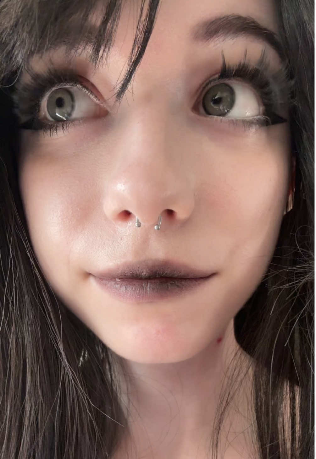 Jade (@iluvmeww) - Urlebird