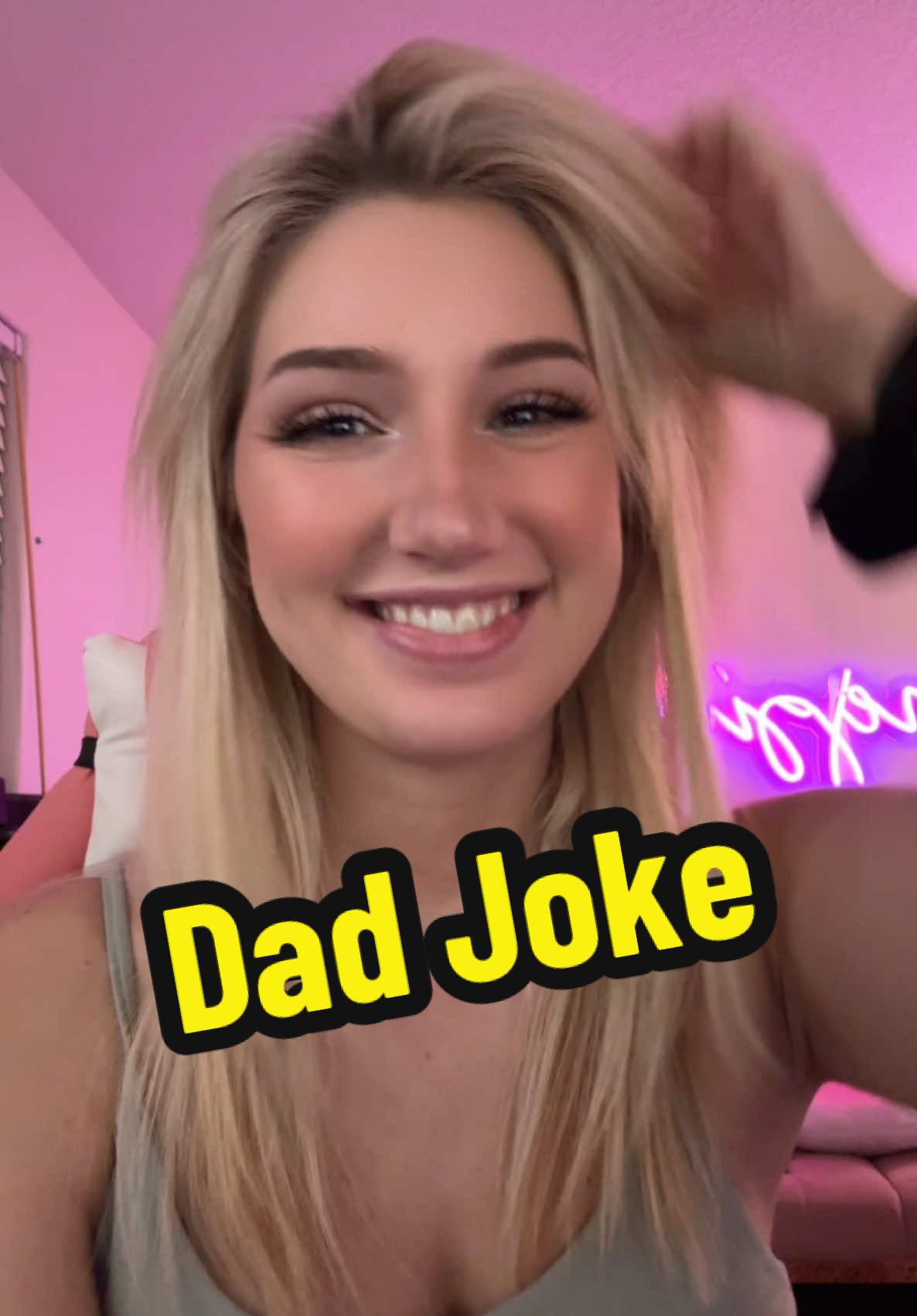 Mejgiey (@mejgieyrose) - Urlebird