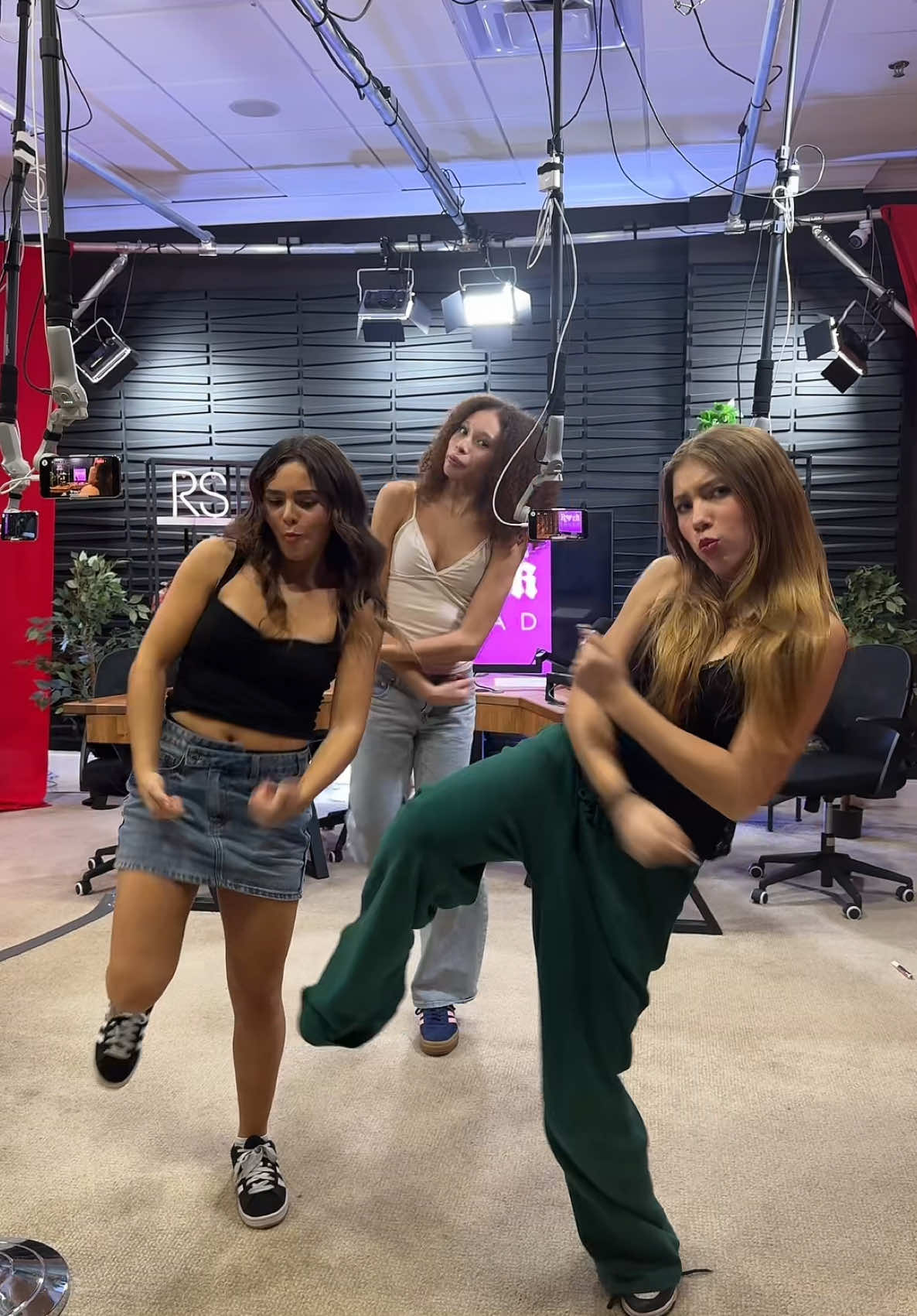 🦄 @rocksquadofficial - ROCK SQUAD - TikTok