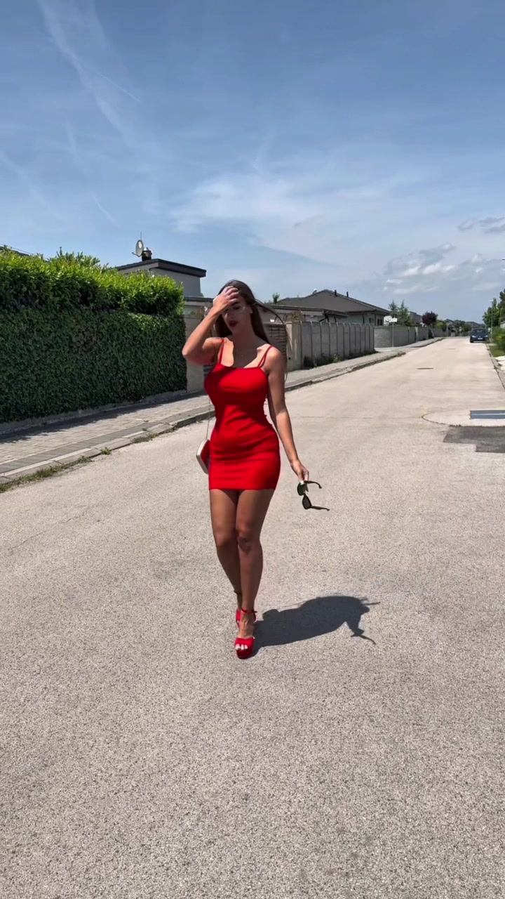 Zoe Hill (@zoexhill) - Urlebird