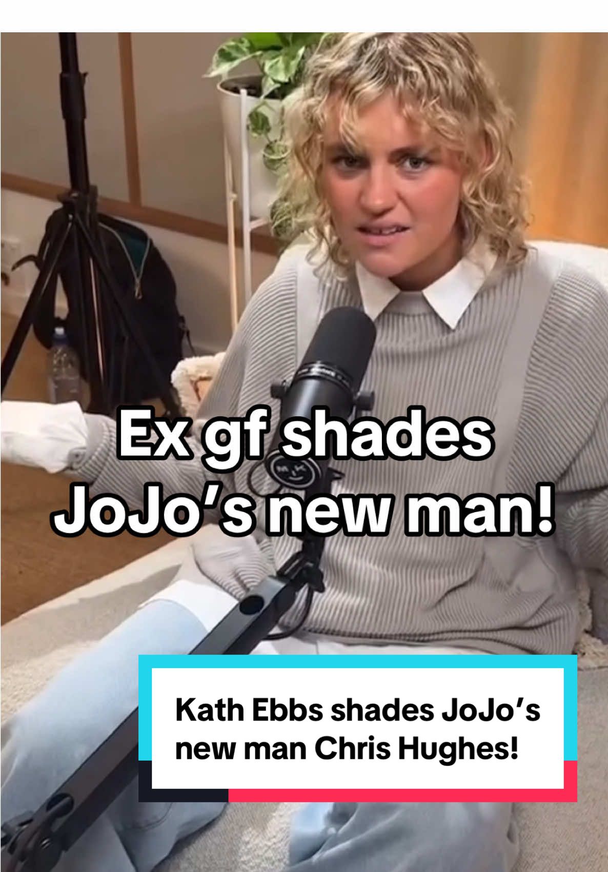 JoJo Siwa’s EX Kath Ebbs theowing shade | CodeDeb (@codedebyt)