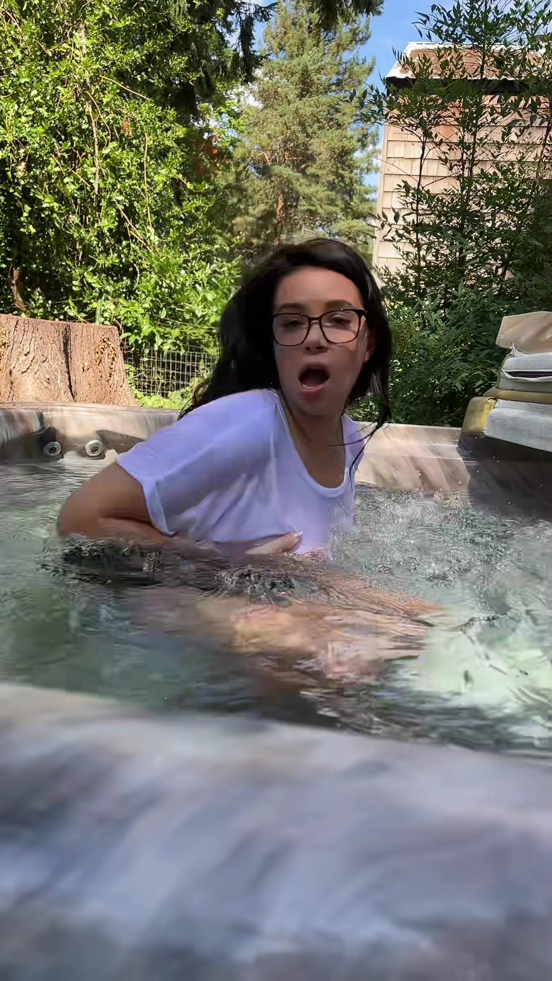 alwayssofia (@sofiasfunlittlesecret) - Urlebird