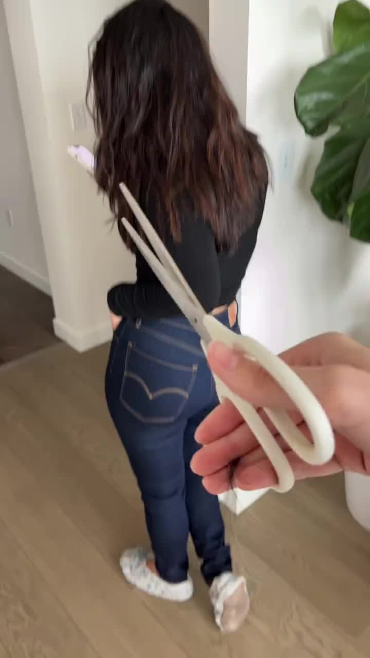 alwayssofia (@sofiasfunlittlesecret) - Urlebird