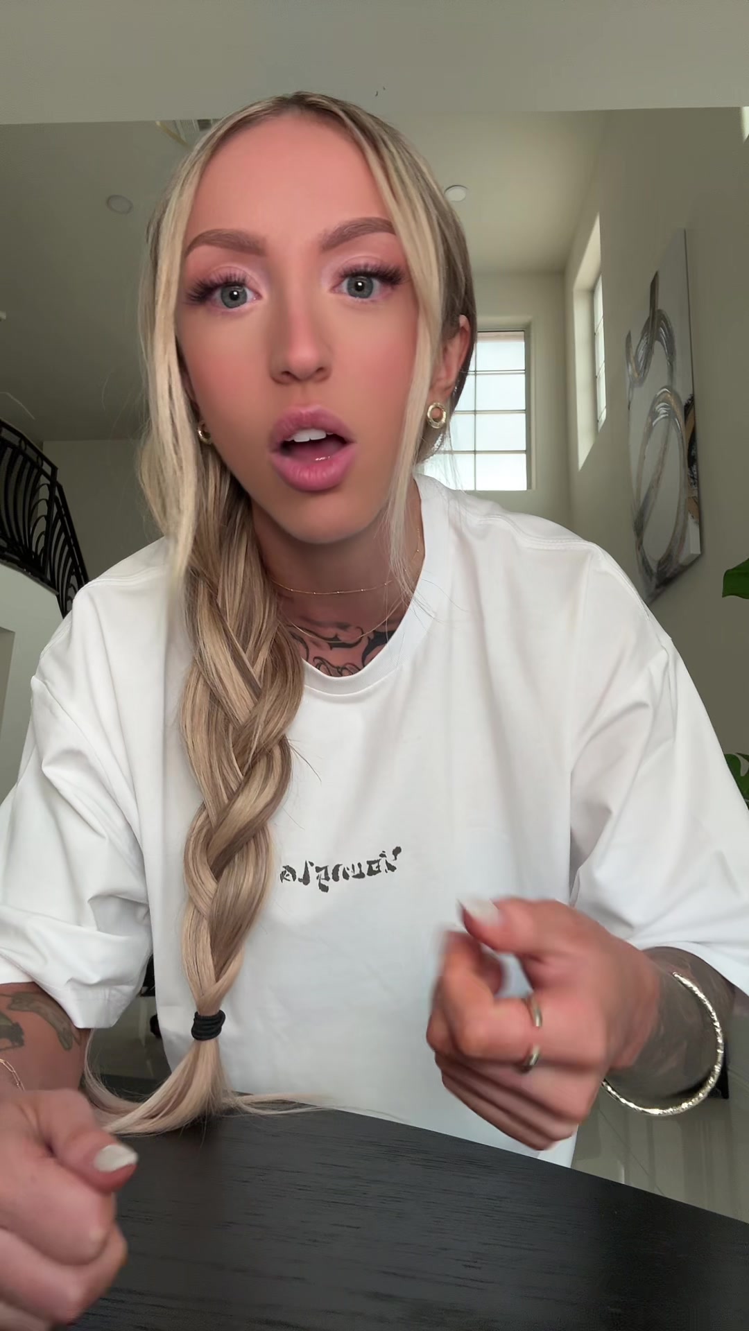 justpeechi (@justpeechitv) - Urlebird