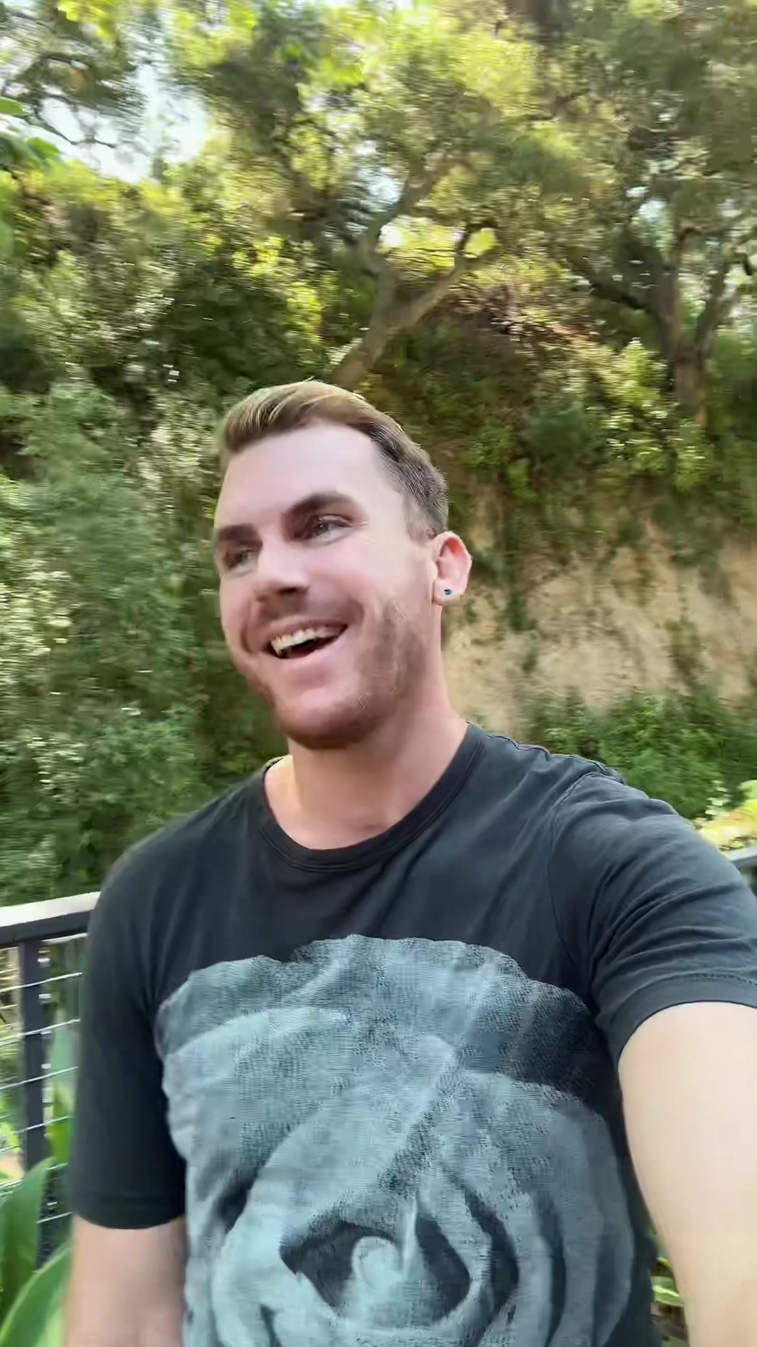 Tommy Alexander (@surferjock805) - Urlebird