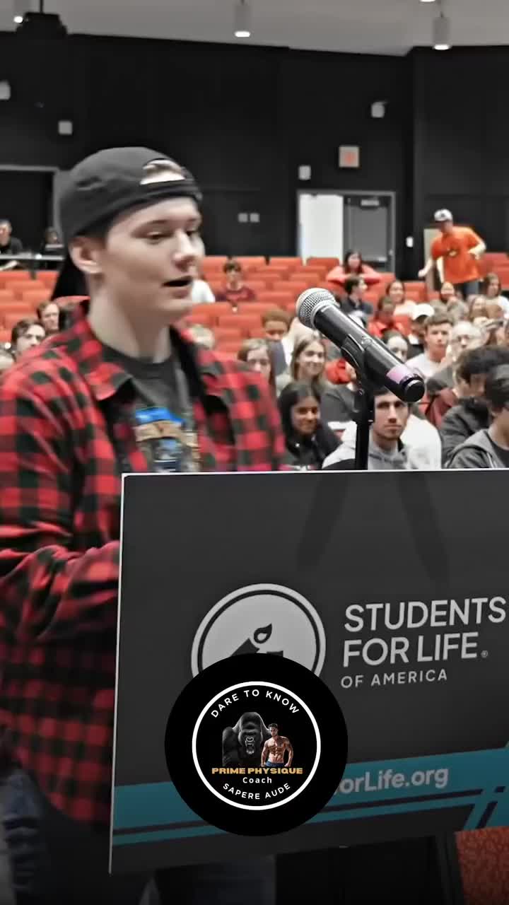 336.34K likes, 28.02K | 👨‍🦲 (@chiri.francesca_)