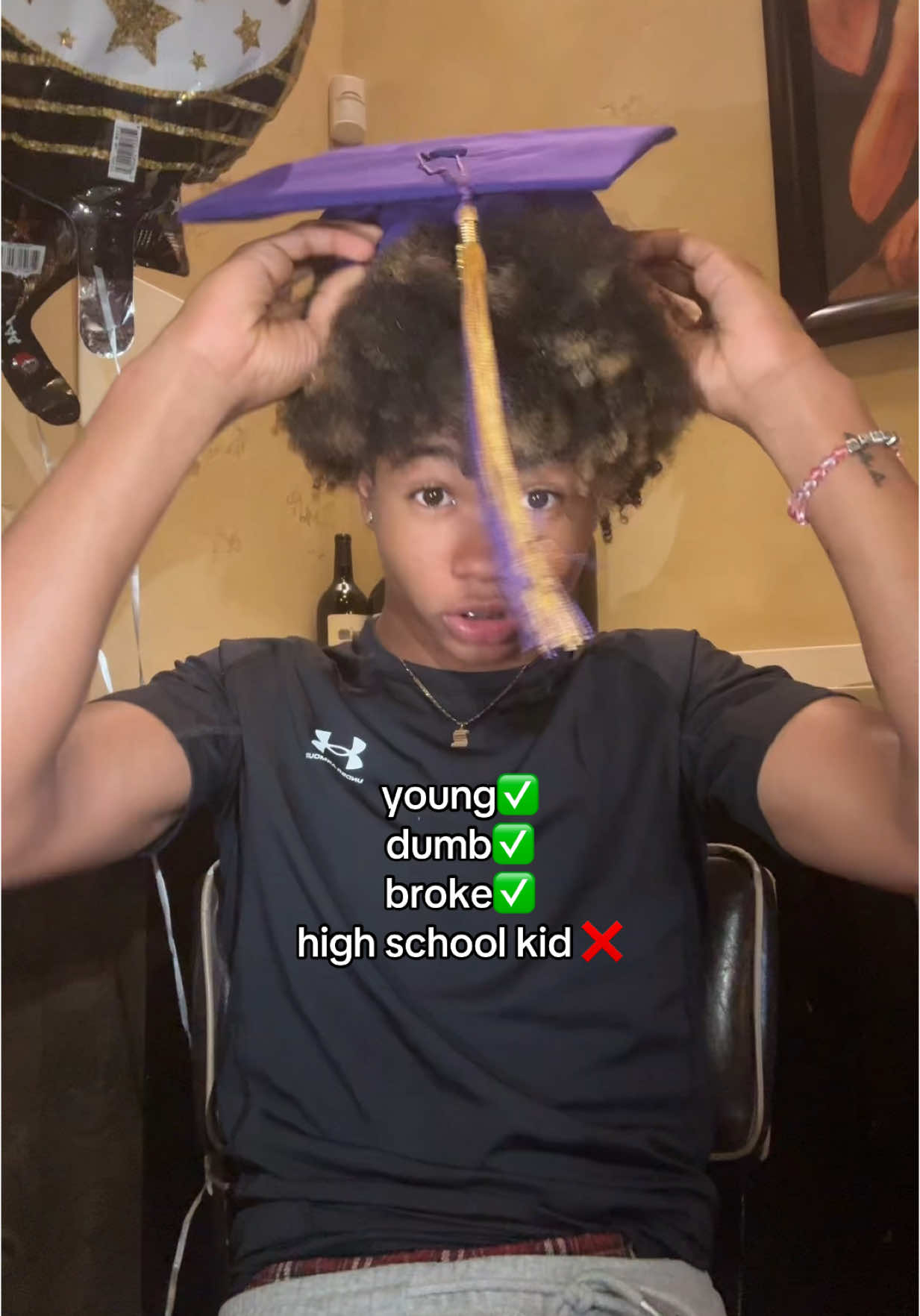 Capri Jones (@c4pr1i) - Urlebird