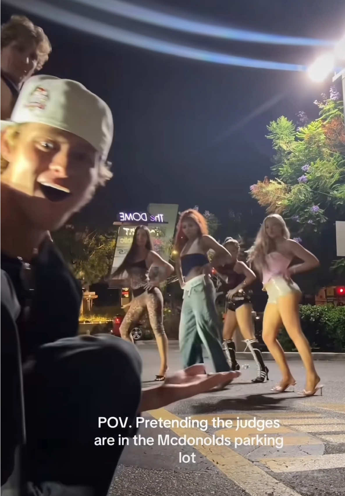 Noriella (@itsnoriella) - Urlebird